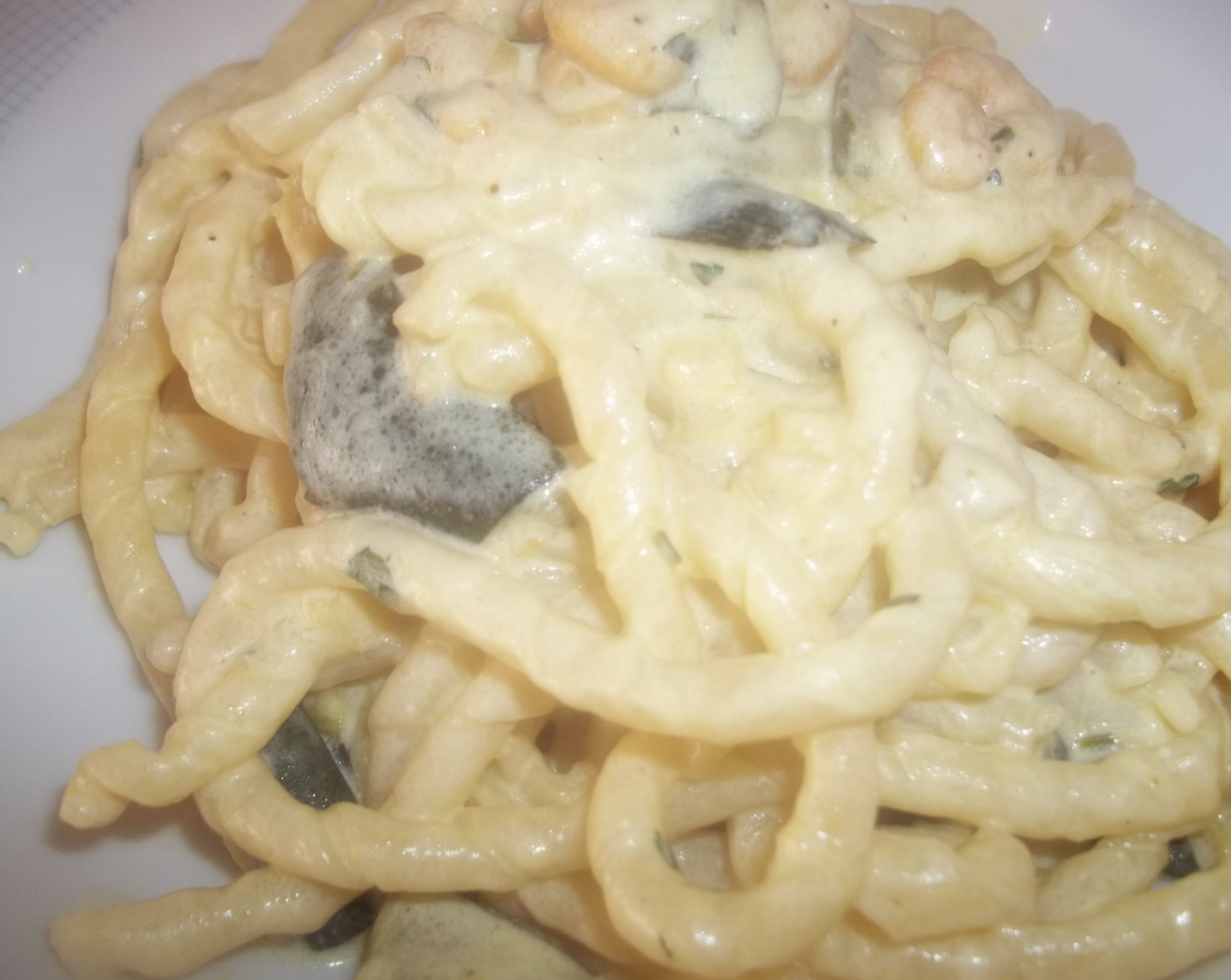 Sagne 'Ncannulate con Gamberi zucchine e zafferano: cremosissime. I ...