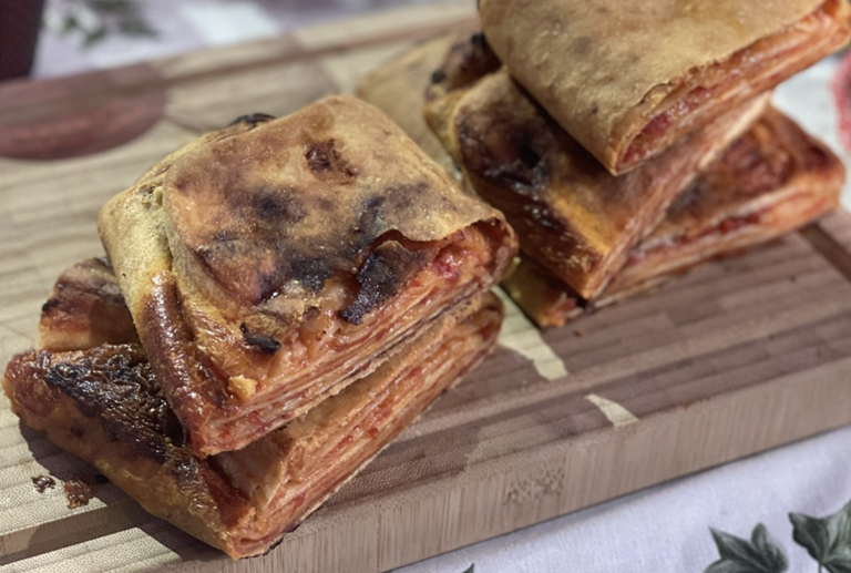 Scaccia Ragusana, più di una semplice focaccia del sabato sera ...