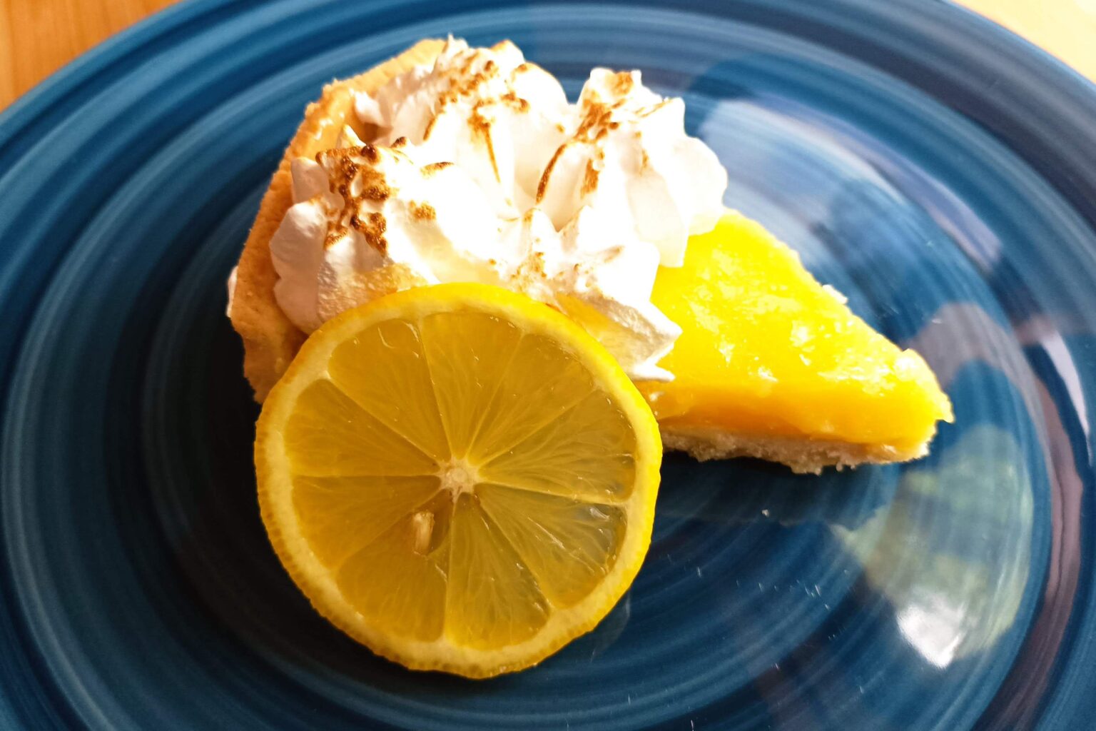 Meringata al limone, il dolce fresco e goloso. Più facile e veloce ...