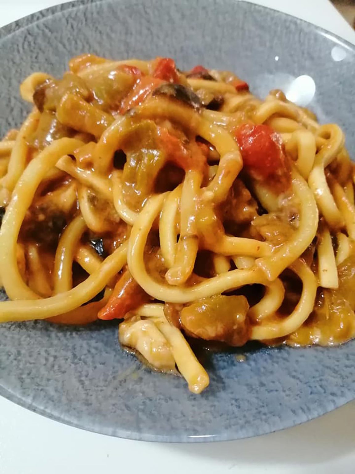 Pasta Aumm Aumm, La ricetta sorrentina con le melanzane. Più buona ...