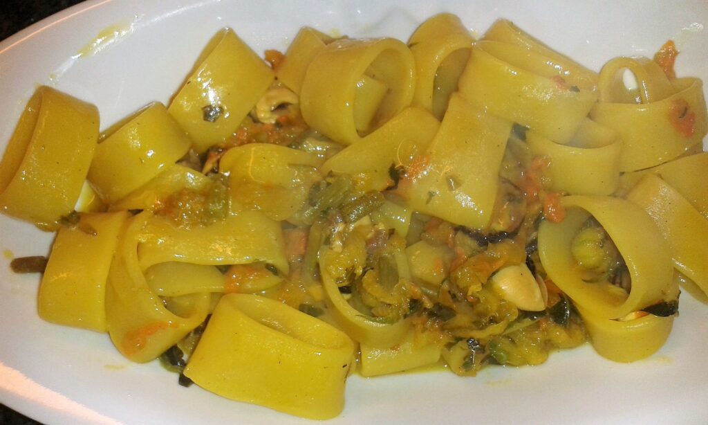 Rigatoni alla Giancaleone, il piatto tradizionale calabrese che si ...