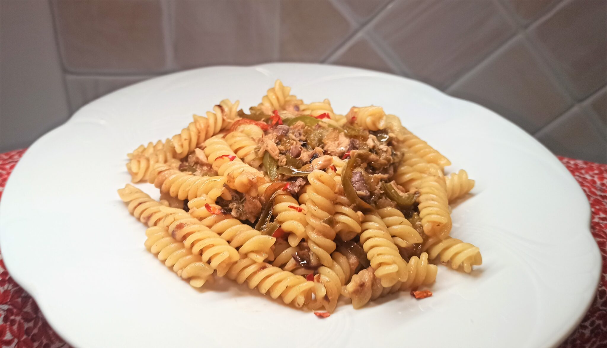Spaghetti alla Bizzarra, la ricetta siciliana più buona e facile della ...