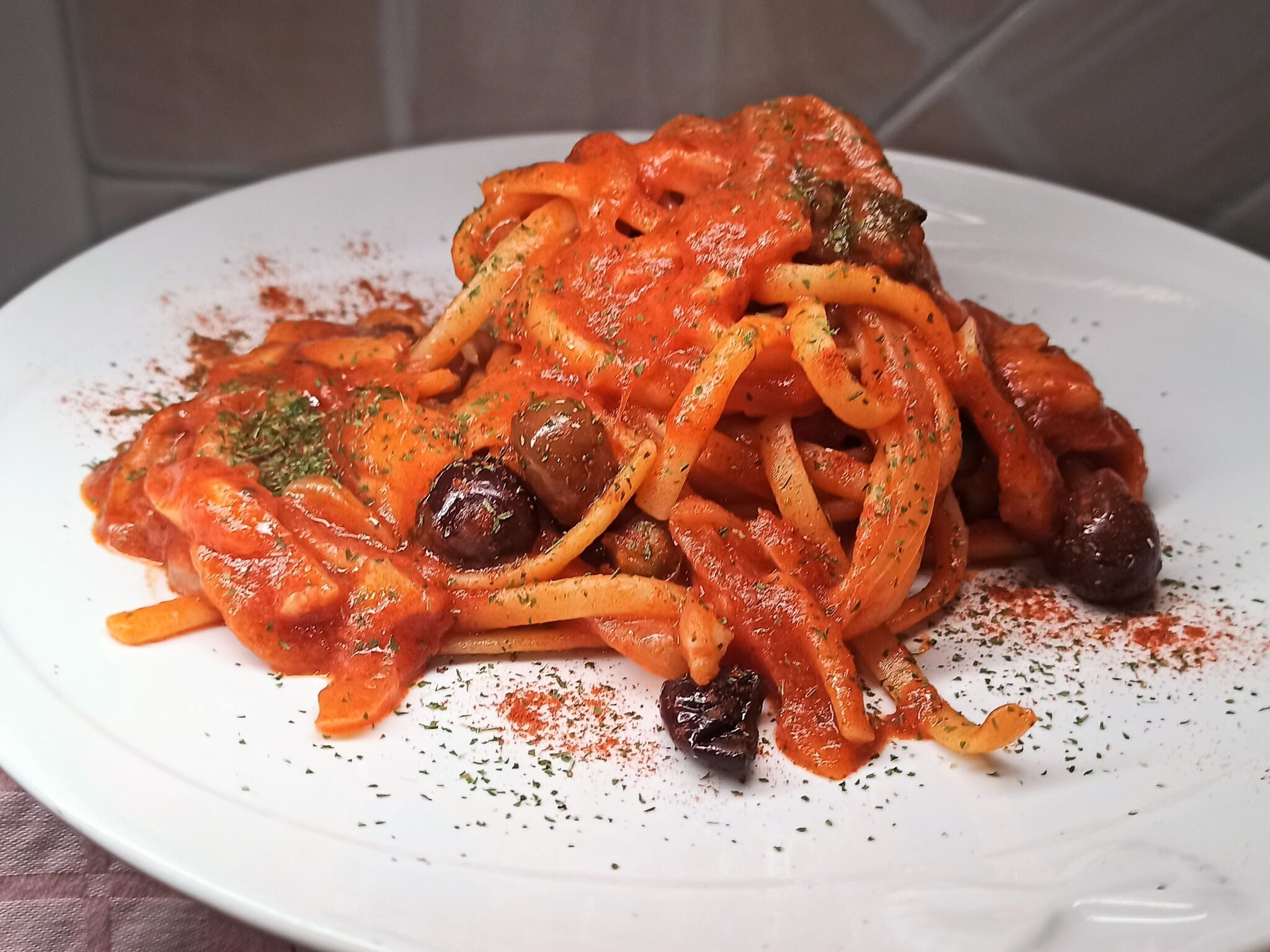 Pasta 'cu tuccu', il ragù genovese più buono del napoletano. L'antica ...