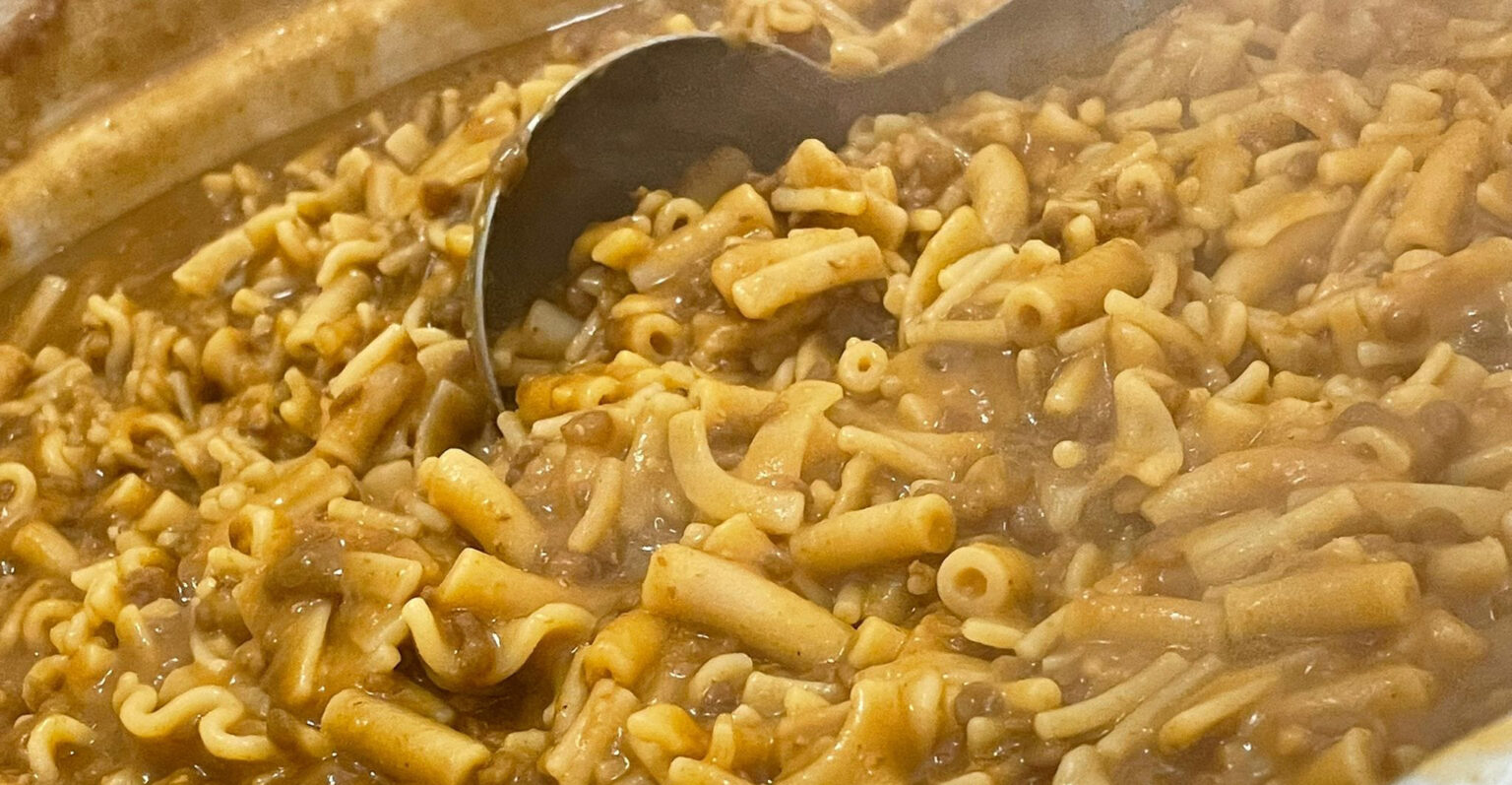 Maccheroni pasticciati, la pasta al forno solo con 2 ingredienti ...