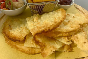 Bortellina, la pizza fritta delle antiche locande piacentine o delle ...