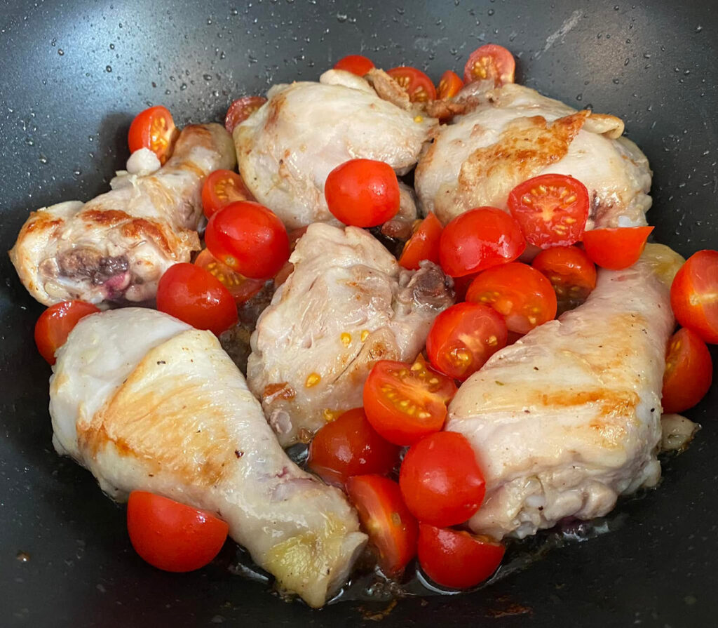 Pollo alla siciliana, tenero succoso e gustoso. La ricetta passo passo ...
