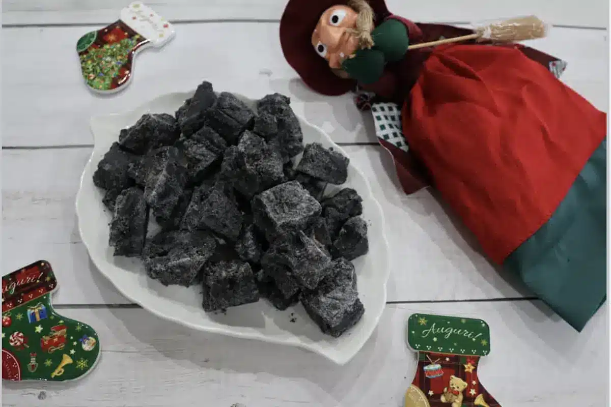 come fare in casa il Carbone della Befana
